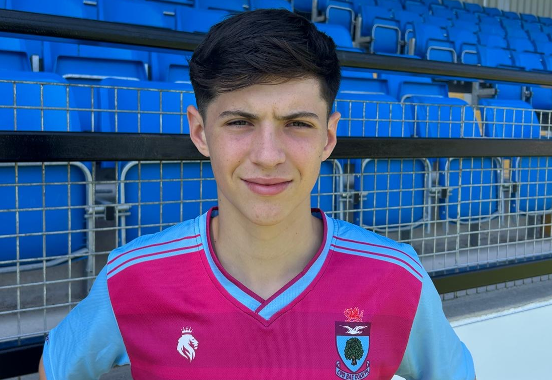 New Signing - Max McGoona - Colwyn Bay FC / CPD Bae Colwyn